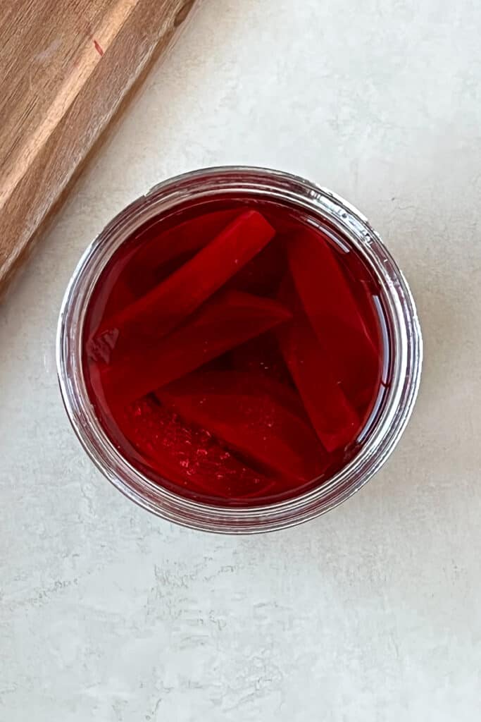 Quick Pickled Beets: Easy, Sugar-Free, No Fuss