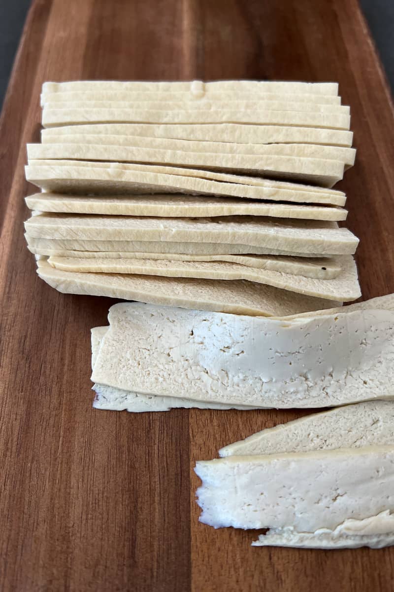 Easy Chow Fun Noodles (With Tofu)