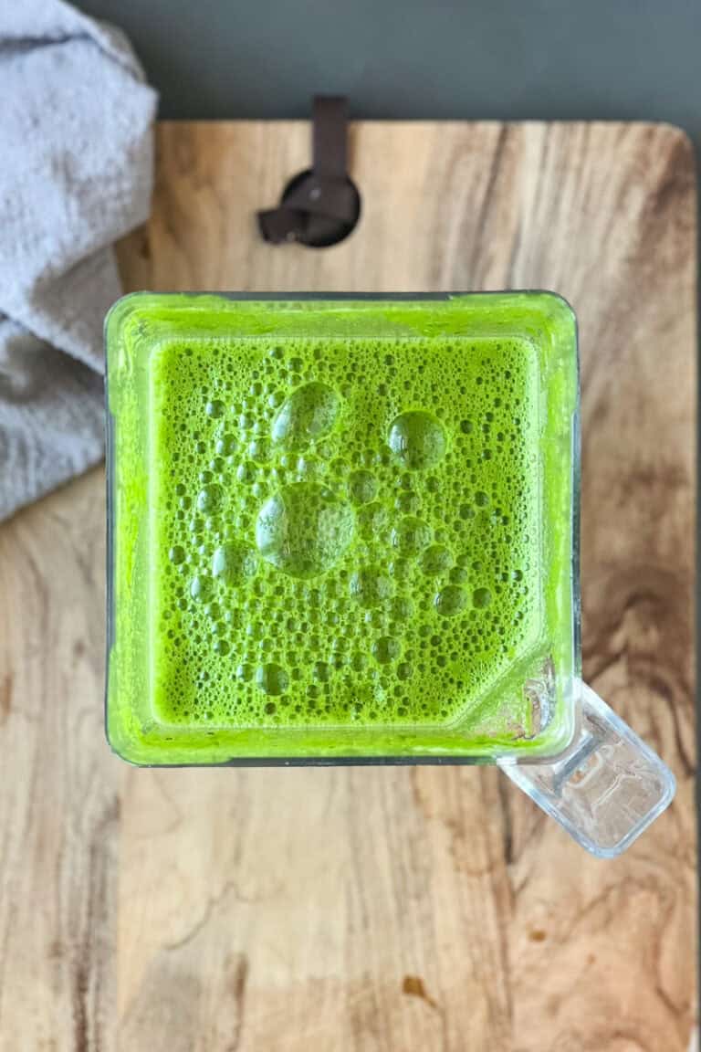 Healthy Kale Tonic (5 Ingredients)