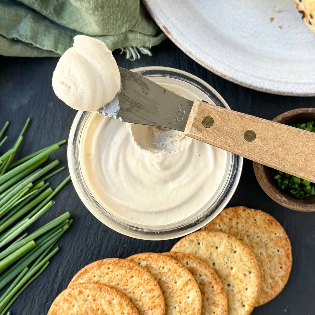 Vegan Cream Cheese (Only 6 Ingredients)