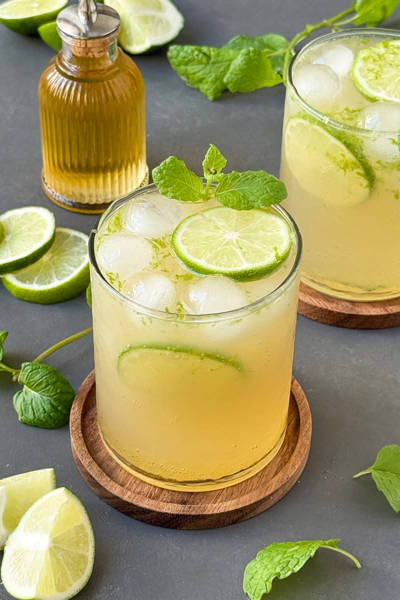 Ginger Beer Mocktail (Ready in 5 Minutes)